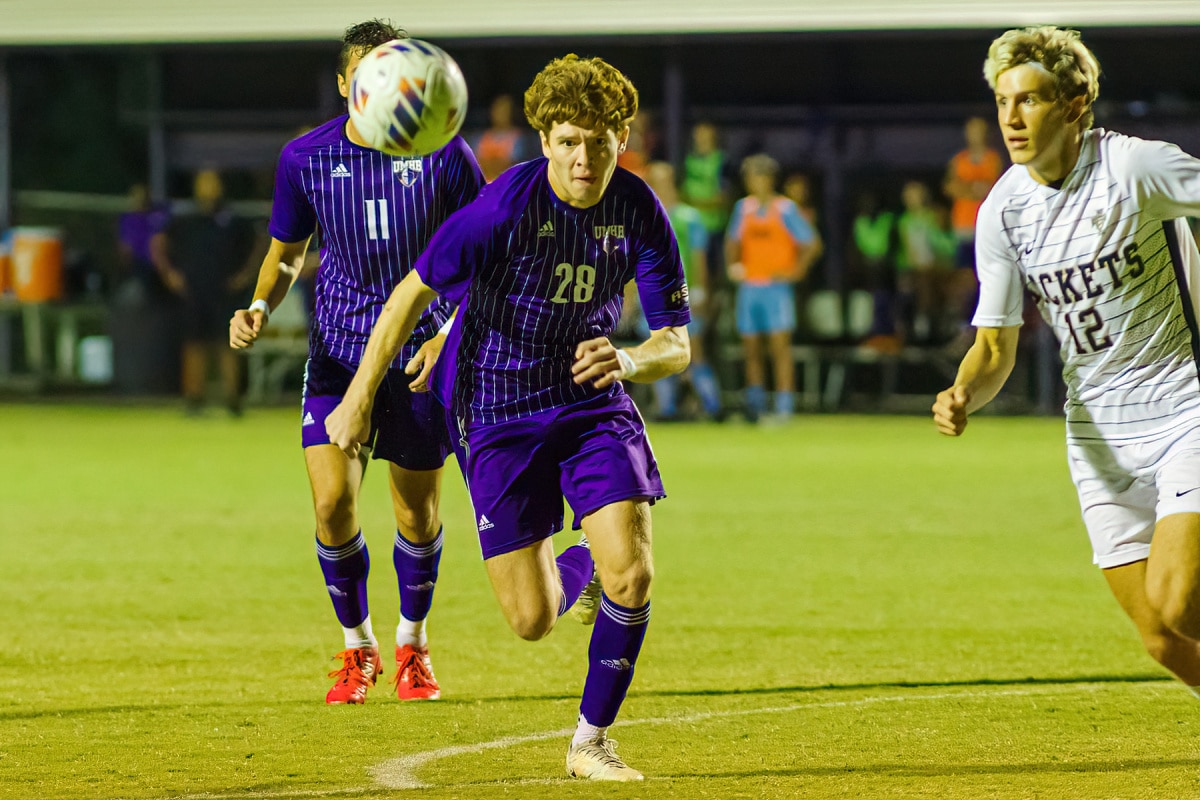 10/8/2022 UMHB Men's Soccer vs HPU | Photography by Russell Marwitz